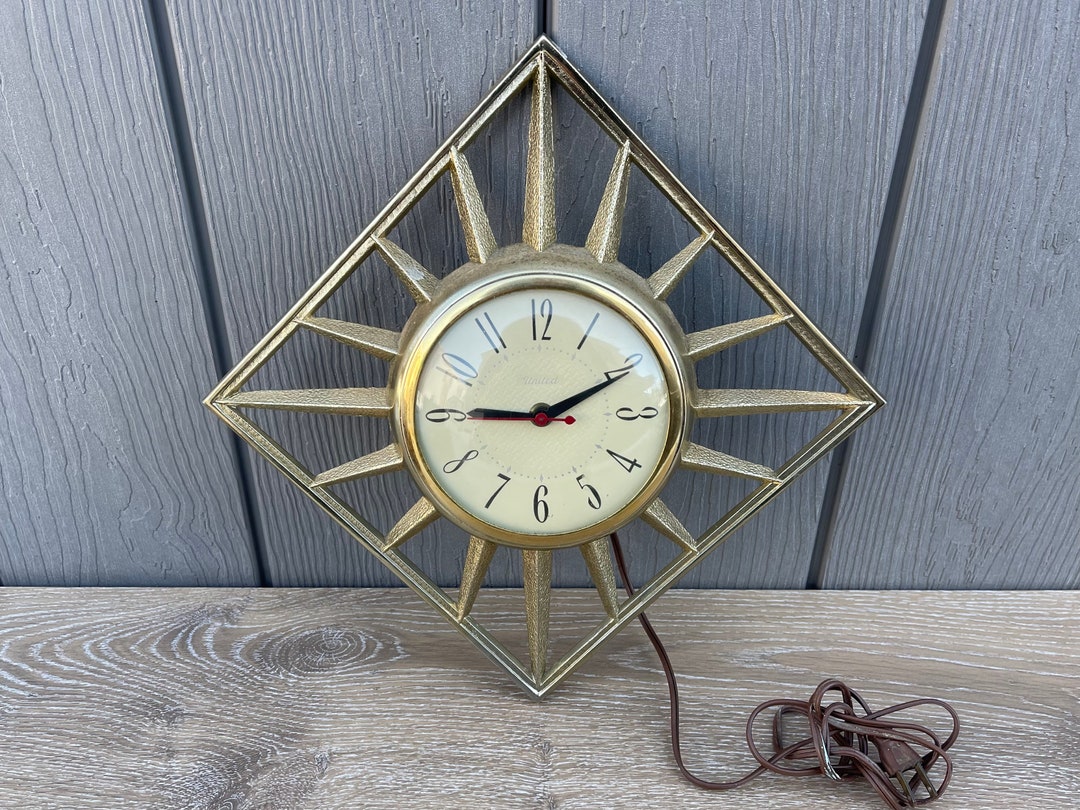 Vintage MCM Mid Century Modern United Clock Corporation Sunburst Sun ...