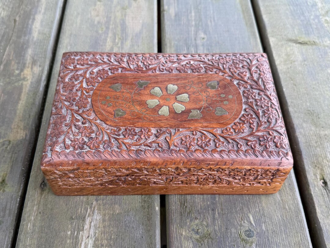Vintage Carved Wood Brass Inlay Leaf and Flower Floral Foliage Hinged ...