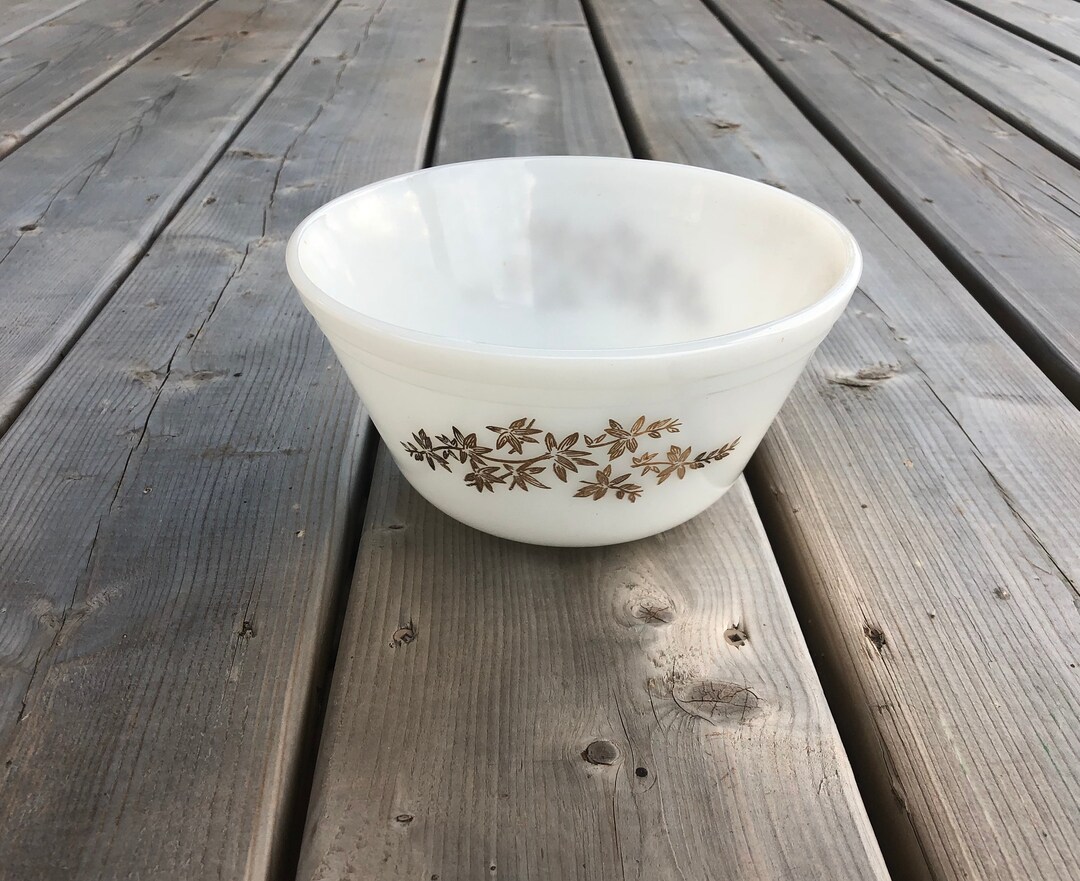 Vintage Federal Glass Golden Glory Pattern Milk Glass Nesting Mixing ...