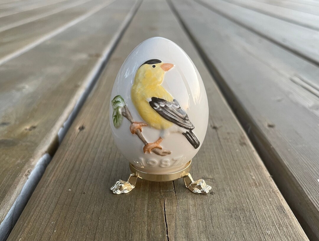 Vintage Goebel Annual Easter Egg 1987 Goldfinch Egg With Stand Made in ...