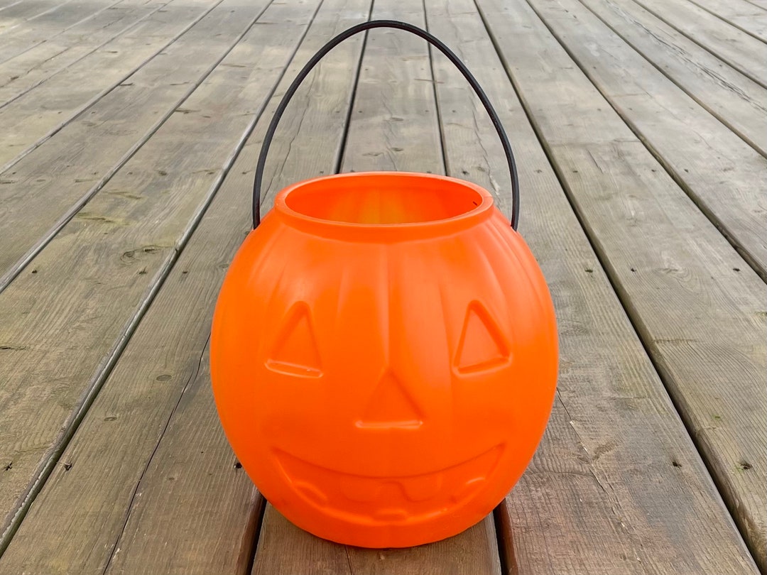 Vintage 1997 TPI Plastics Blow Mold Jack O’ Lantern Pumpkin Candy Trick ...