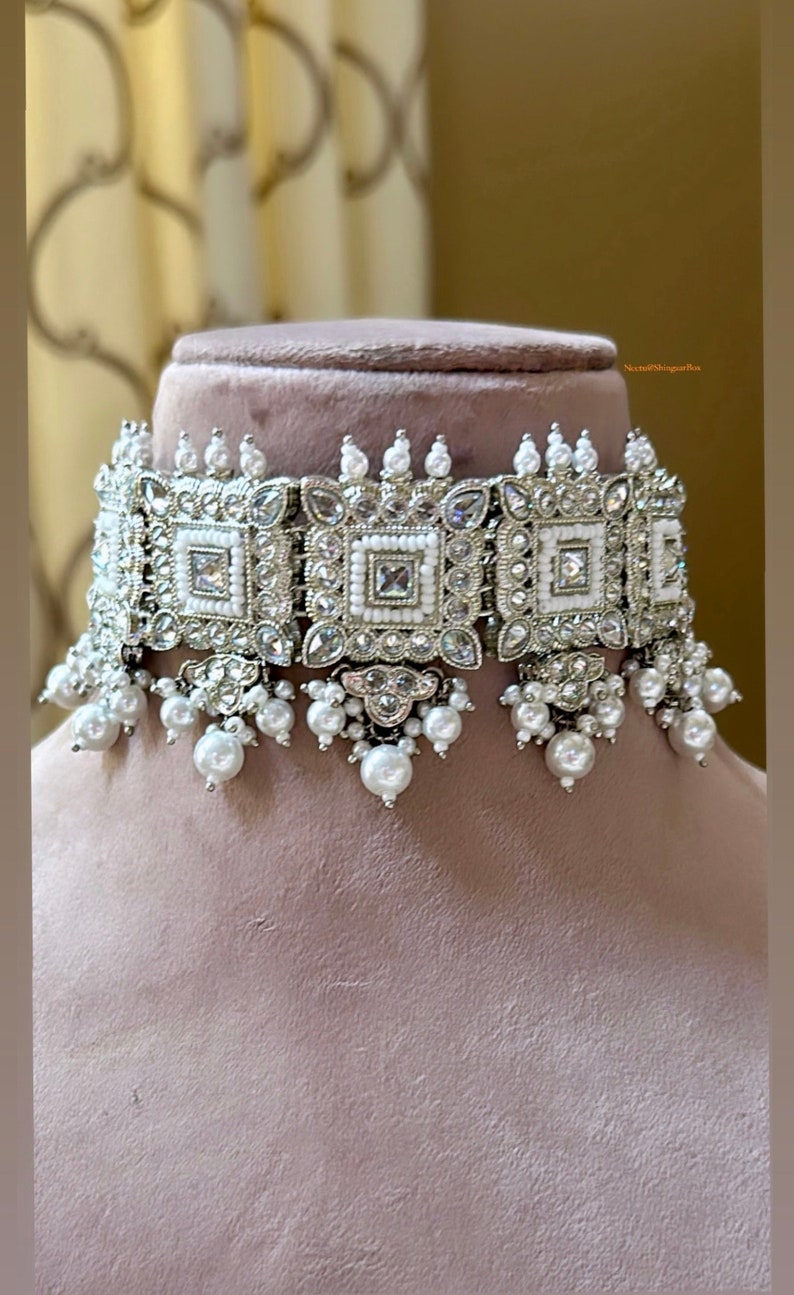 Silver Finish Polki Choker Set White Moti/beads/pearls Jhumki Earrings ...