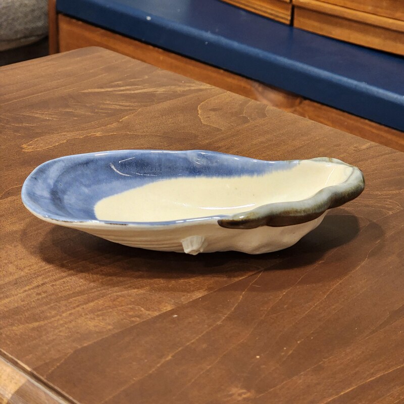 Pottery Shell Bowl - Etsy