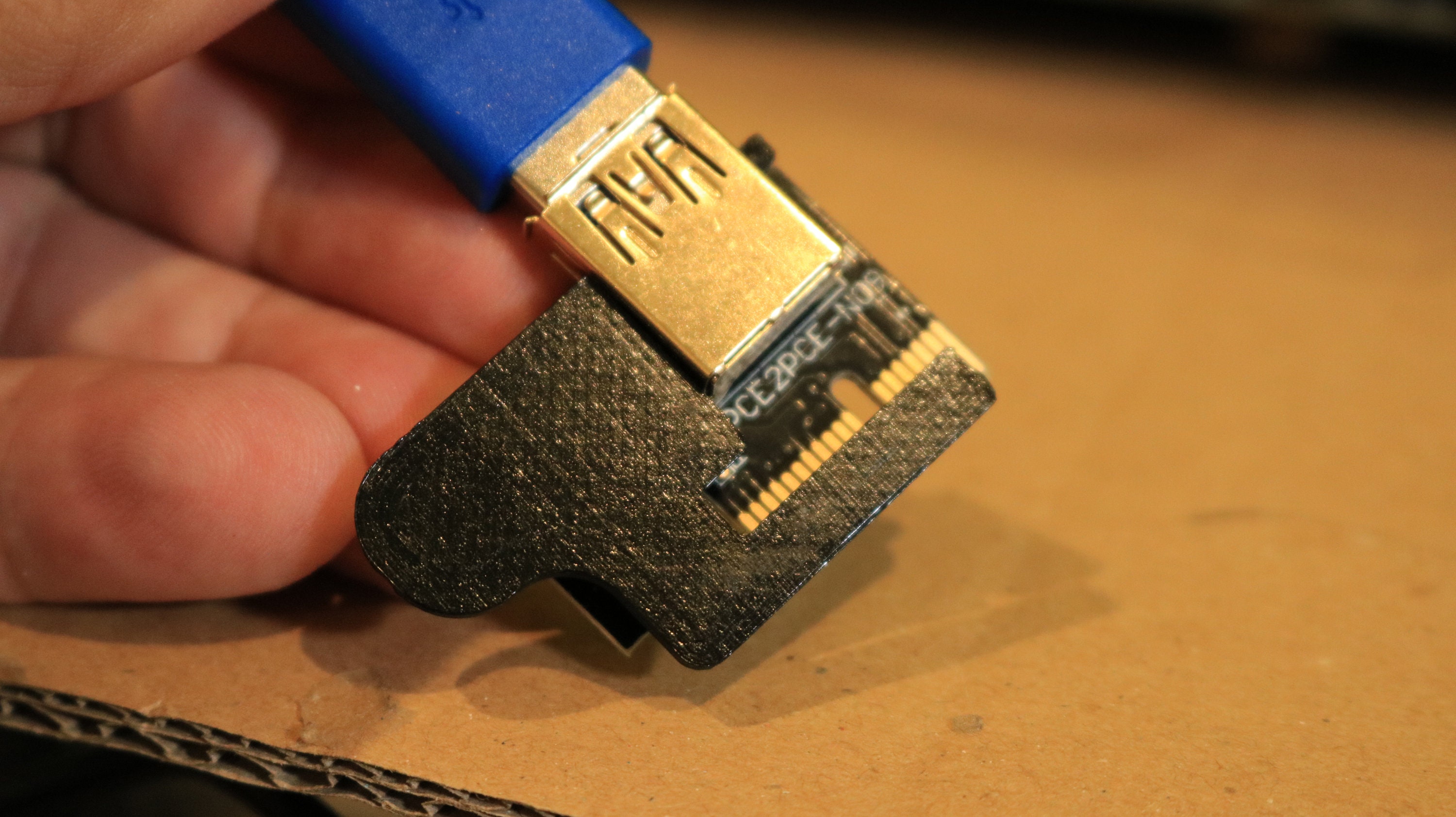 PCIe Riser Lock Clip Mining Rig AMD/Nvidia 16pcs - Etsy.de