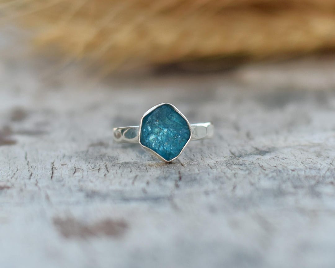 Blue Apatite Ring, Raw Stone Jewelry, Hammered Silver Band Design ...
