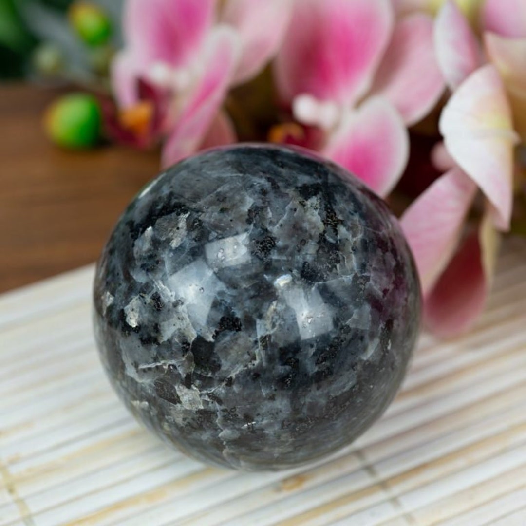 Amazing Spectrolite Crystal Sphere 1x, finnish Labradorite From Finland ...