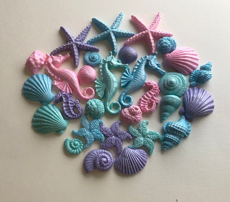 25 or 50 Edible Fondant Seashells for Cake or Cupcake | Etsy