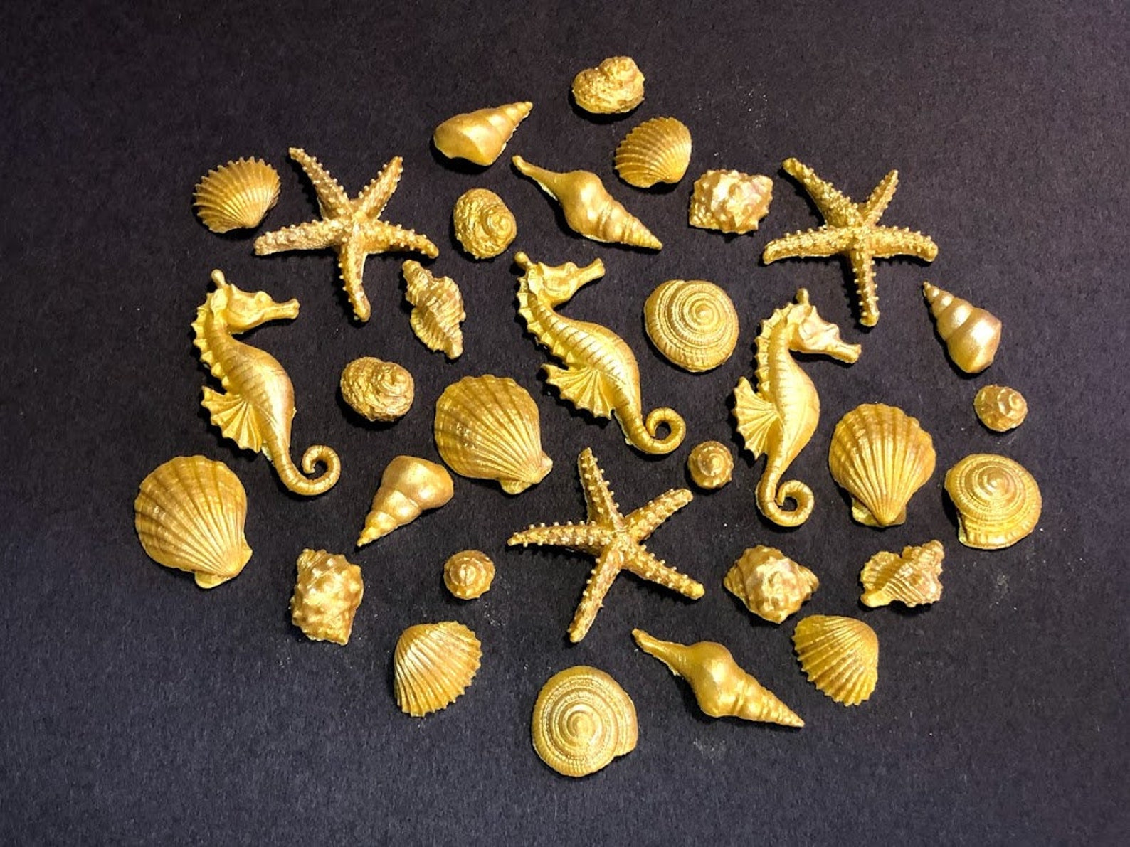 25 Gold Edible Fondant Seashells Seahorses Starfish Set - Etsy