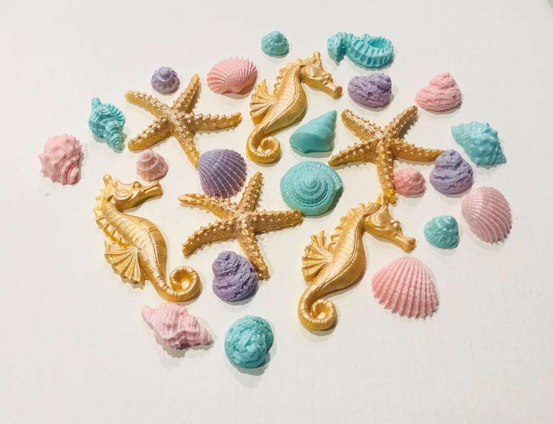 25 or 50 Stunning Edible Fondant Seashell Set Pastel/ Gold Colors With ...