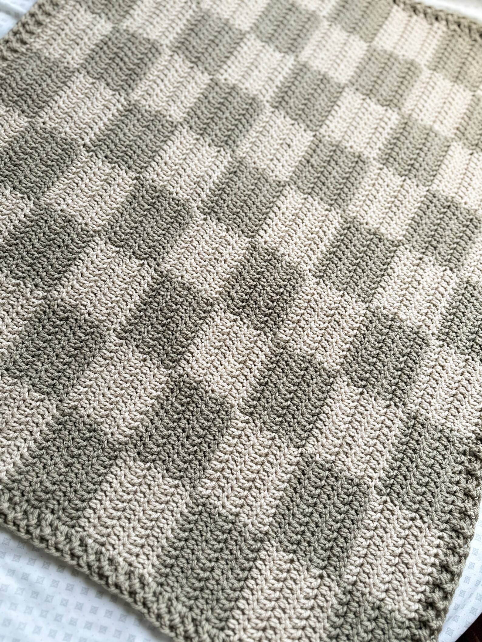 READY TO SHIP Checkered Crocheted Baby Blanket, Baby Shower Gift ...