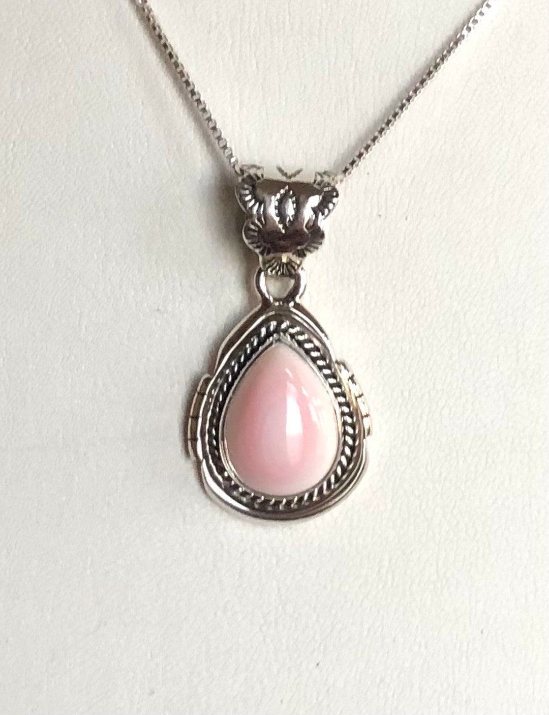 Natural Pink Conch Shell Teardrop Pendant - Pink Conch Pendant for ...