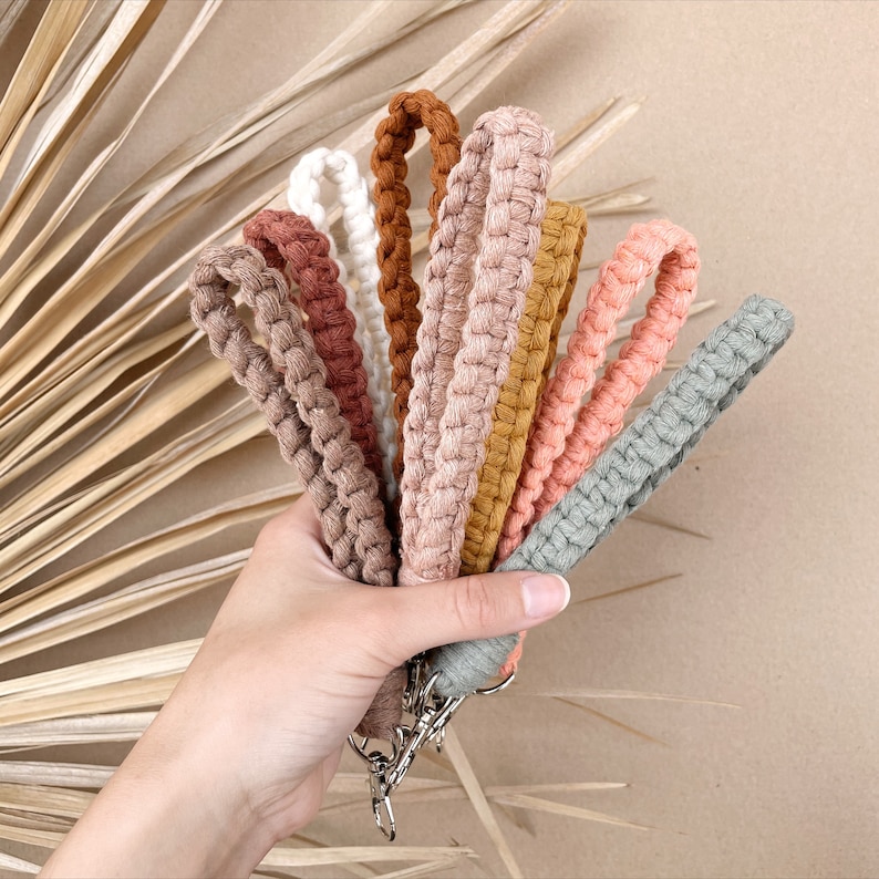 Macrame Wristlet Keychain - Etsy