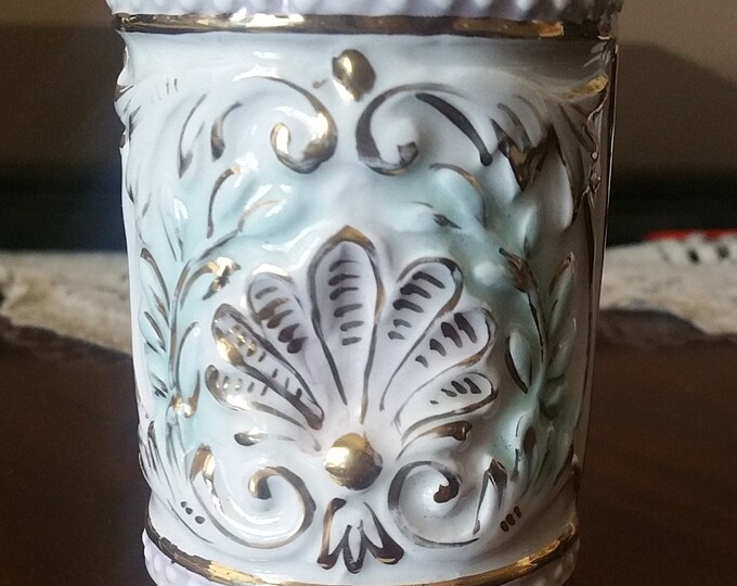 R. CAPODIMONTE Italian Porcelain CIGARETTE HOLDER W Cherubs W Gilt 1535 ...