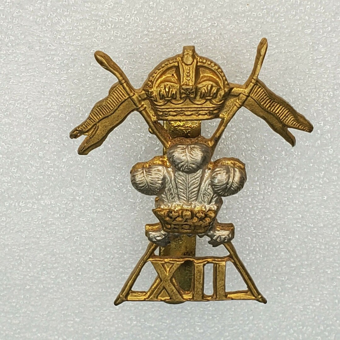 WWI XII 12th Infantry Two Tone (aluminum and Brass) Cap Badge - Crossed ...