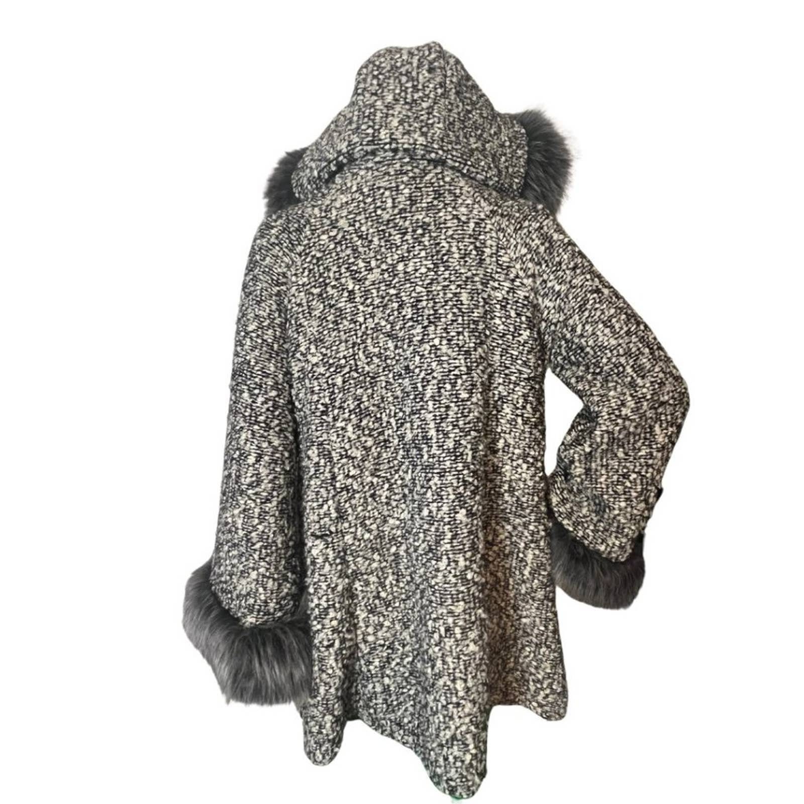 Vintage Women's Tre Sorelle Made in Italy Boucle' Wool Blend Faux Fur ...