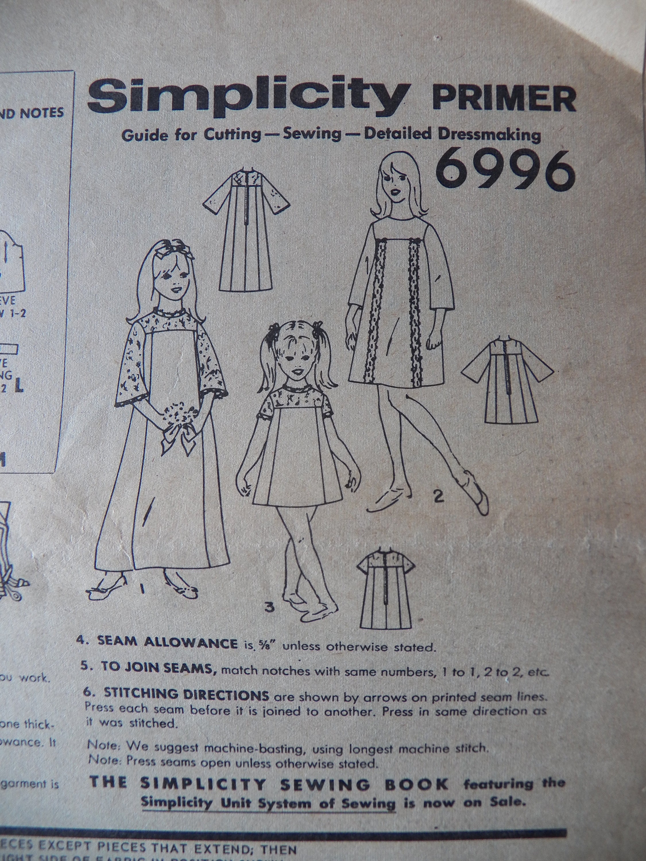 Piece Dress in Two Lengths Size 4 Sewing Patterns 1967 Simplicity ...