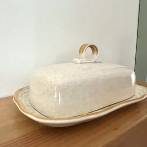 Mikasa Butter Dish. Stoneware Butter Dish With Cover EC400/EB800 Made ...
