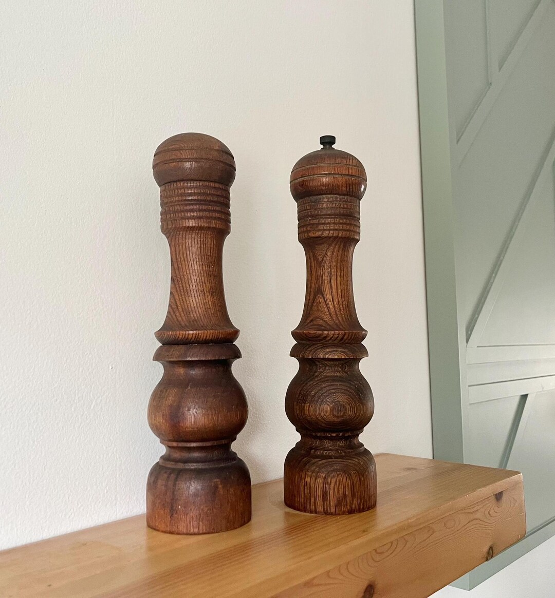 Dark Wood Salt Shaker and Pepper Grinder . Vintage Salt and Pepper ...