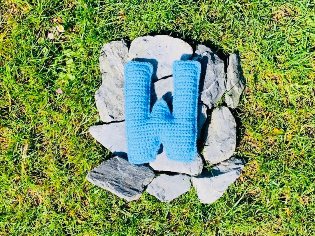 Letter Crochet Pattern W - Etsy