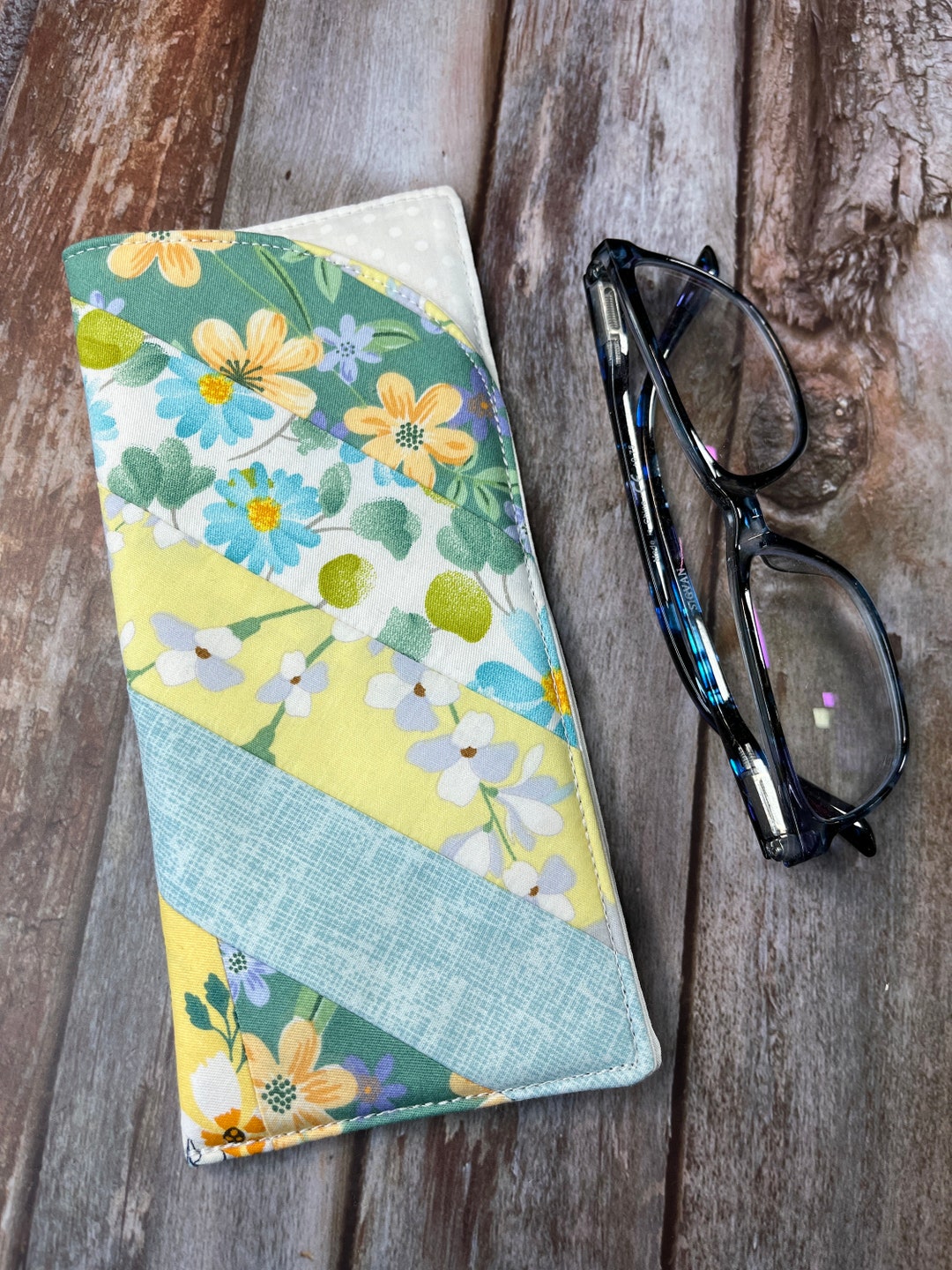 Floral Lemon Mint Patchwork Glasses Case, Fabric Glasses Case, Quilted ...