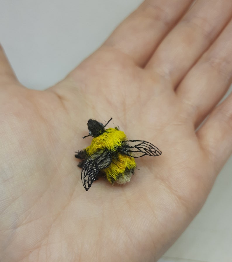 Miniature Bee Amigurumi. Crochet Bee. Micro Handmadebug. | Etsy