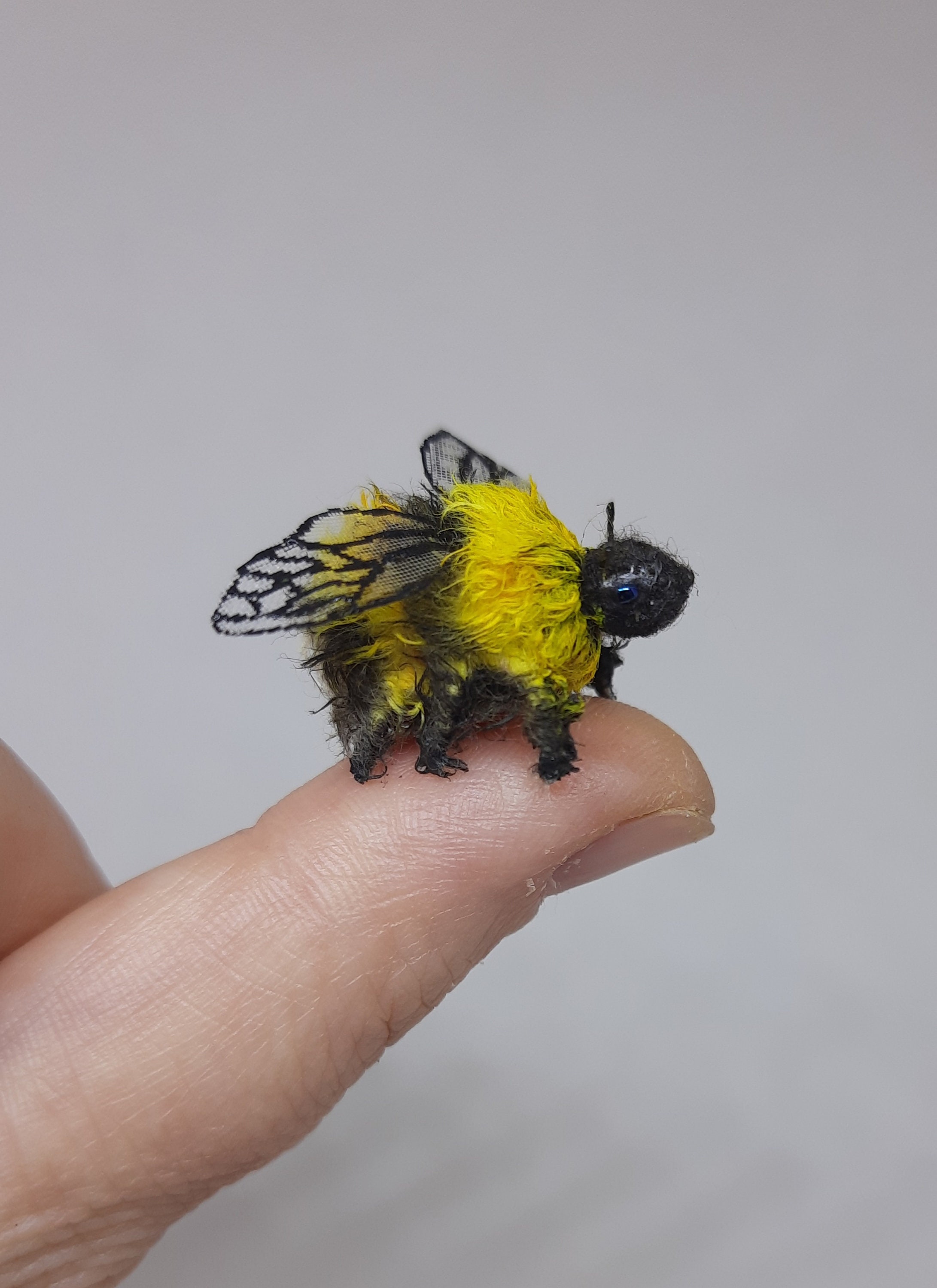 Miniature Bee Amigurumi. Crochet Bee. Micro Handmadebug. | Etsy