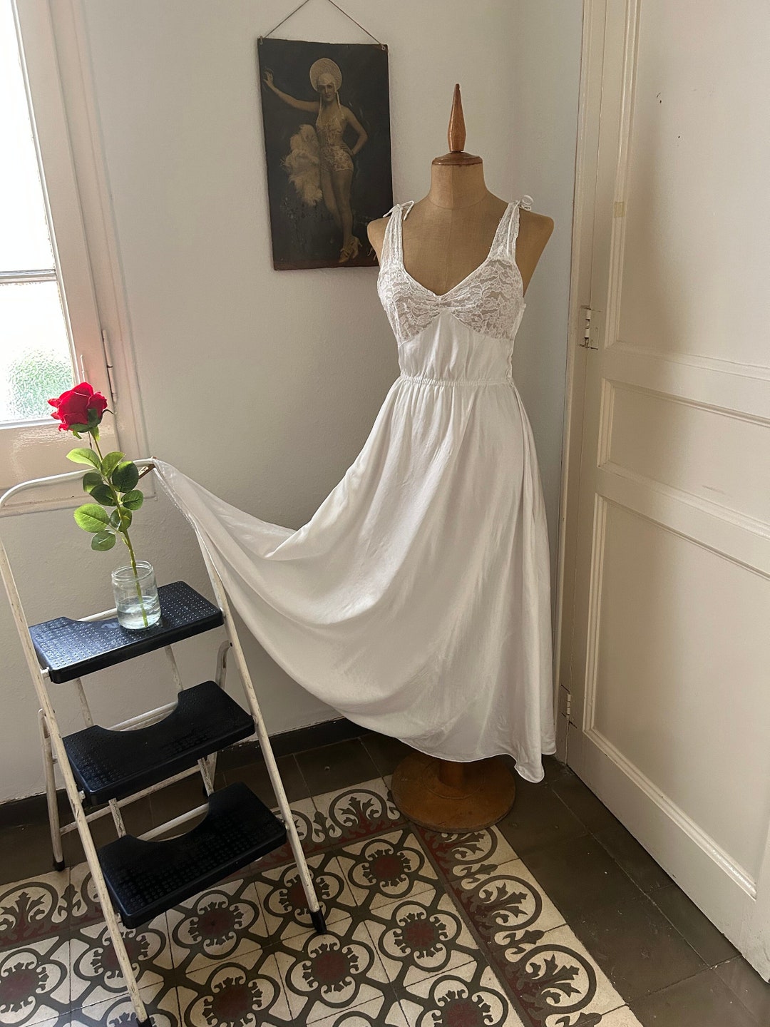 Vintage 1950s White Liquid Satin & Lace Bridal Nightgown Size Medium ...