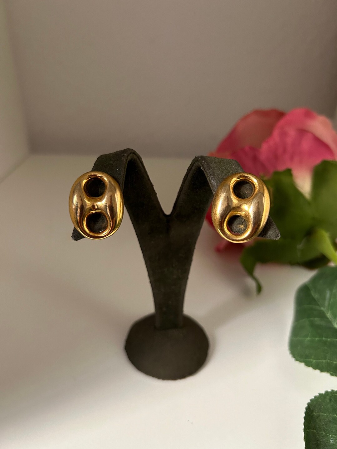 Vintage NOS Gold Plated Oval Mariner Earrings for Pierced Ears - Etsy