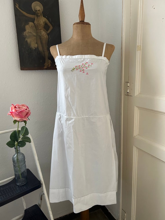 Antique White Cotton Flapper Nightgown with Pink Flor… - Gem