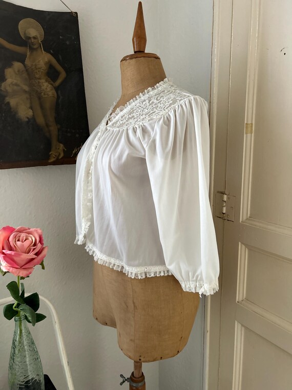 1950s White Nylon and Lace Boudoir Jacket - Gem