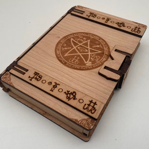 Cthulhu Necronomicon Book Box. Unusual Keepsake. Lovecraft Cherry Wood ...