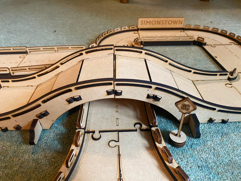 Road Layout for Matchbox Cars: Jigsaw-style Roads With Straights, Turns ...