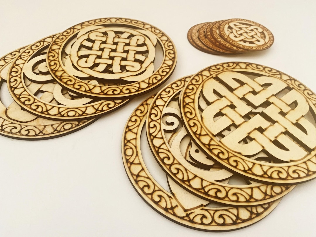 Celtic Knot Plate Mats. Wooden Place Mats With 6 Different Celtic Knots ...