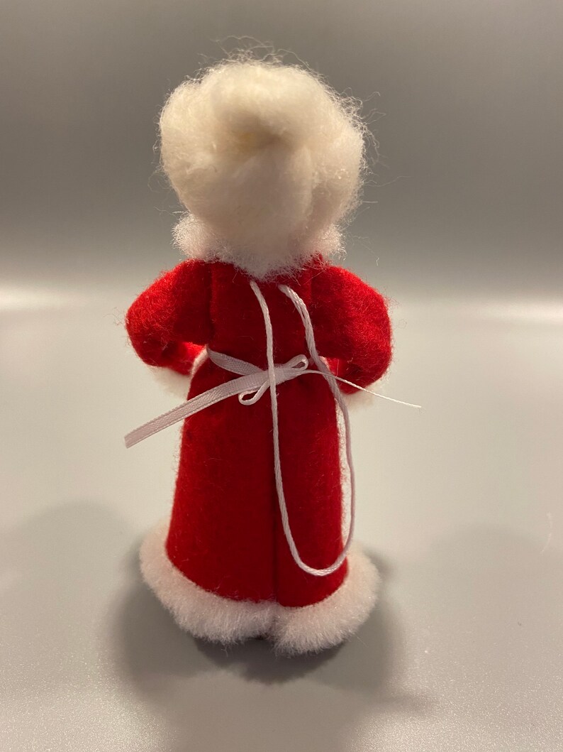 Santa and Mrs.claus Clothespin Ornaments - Etsy