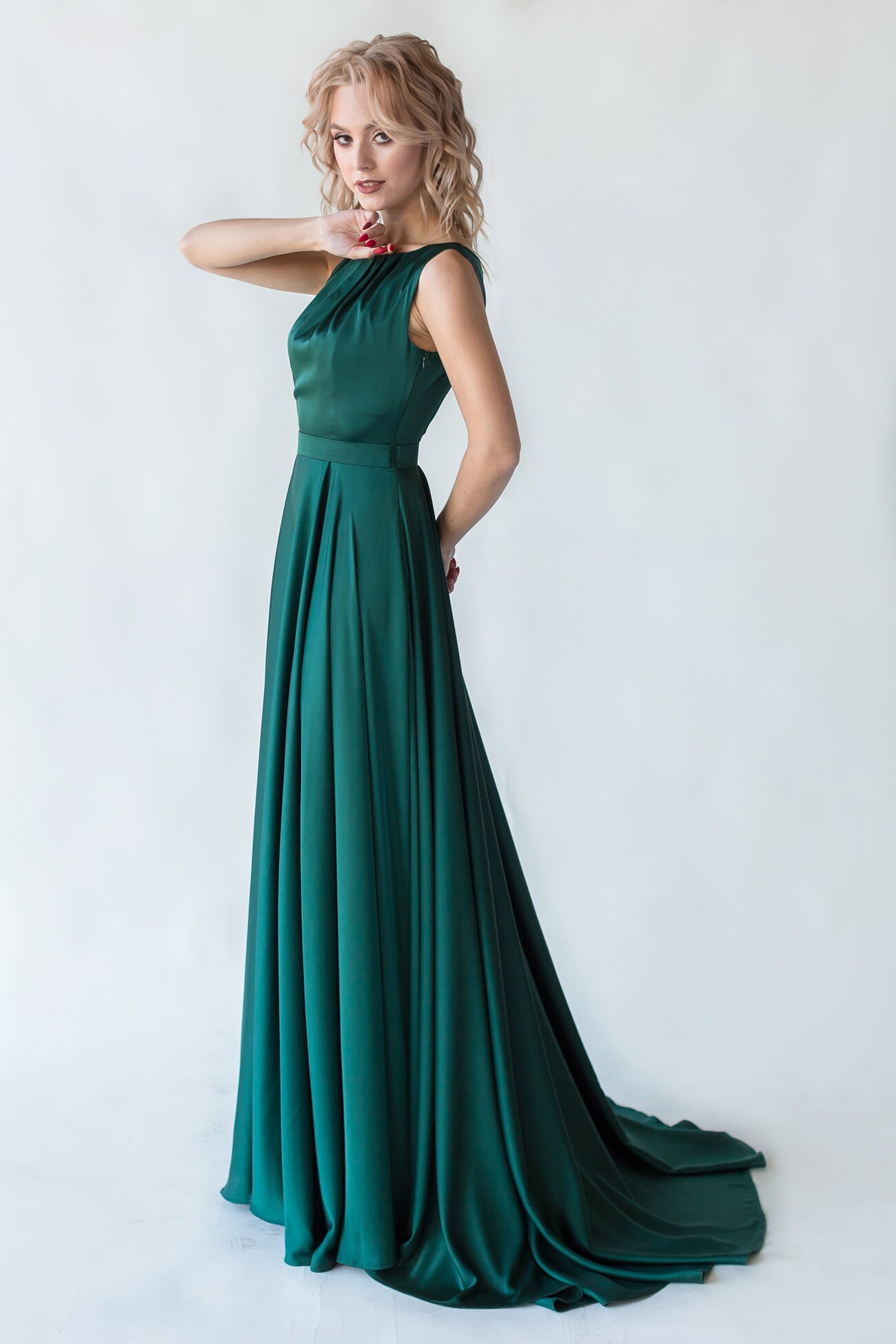 Women Formal Silk Emerald Dress / Green Flowy Dress With Train - Etsy