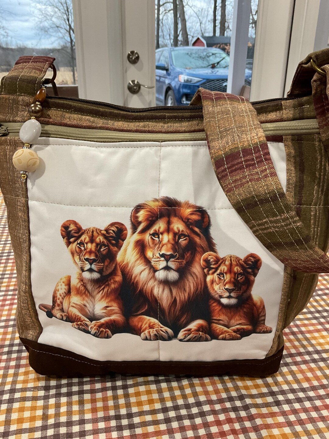 Pride of Lions Crossbody or Shoulder Adjustable Strap Fabric Purse 100% ...