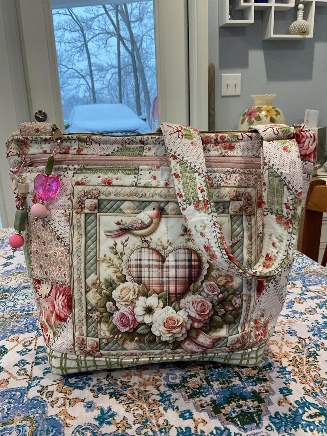 NEW STYLE Pocket and Key Fob Quilt Square Heart and Flowers Crossbody ...