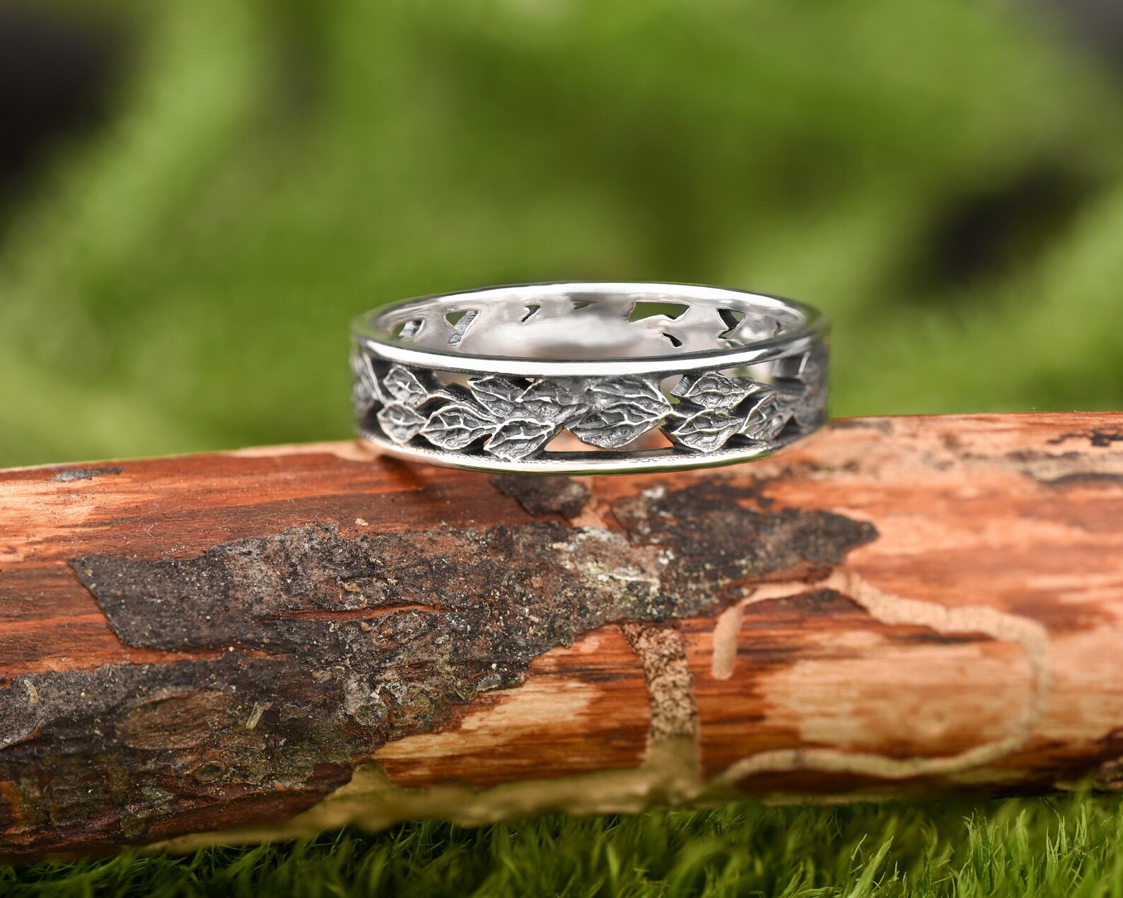 Leaf Matching Mens Wedding Nature Inspired Band or Engagement - Etsy