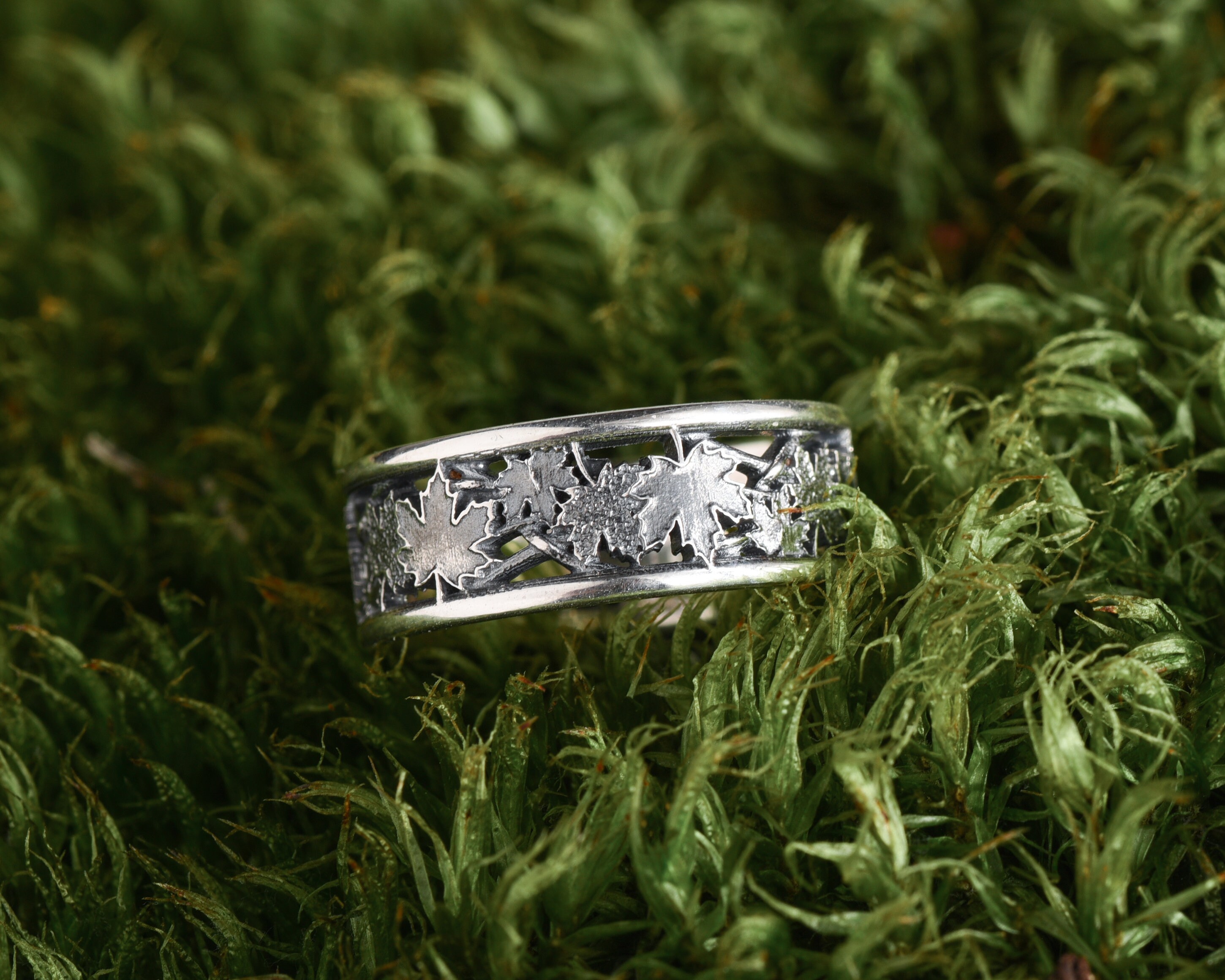 Maple leaves design ring soild silver carved band custom | Etsy
