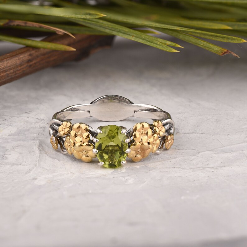 Sterling Silver Ring Peridot Large Peridot Ring Flower Leaf - Etsy