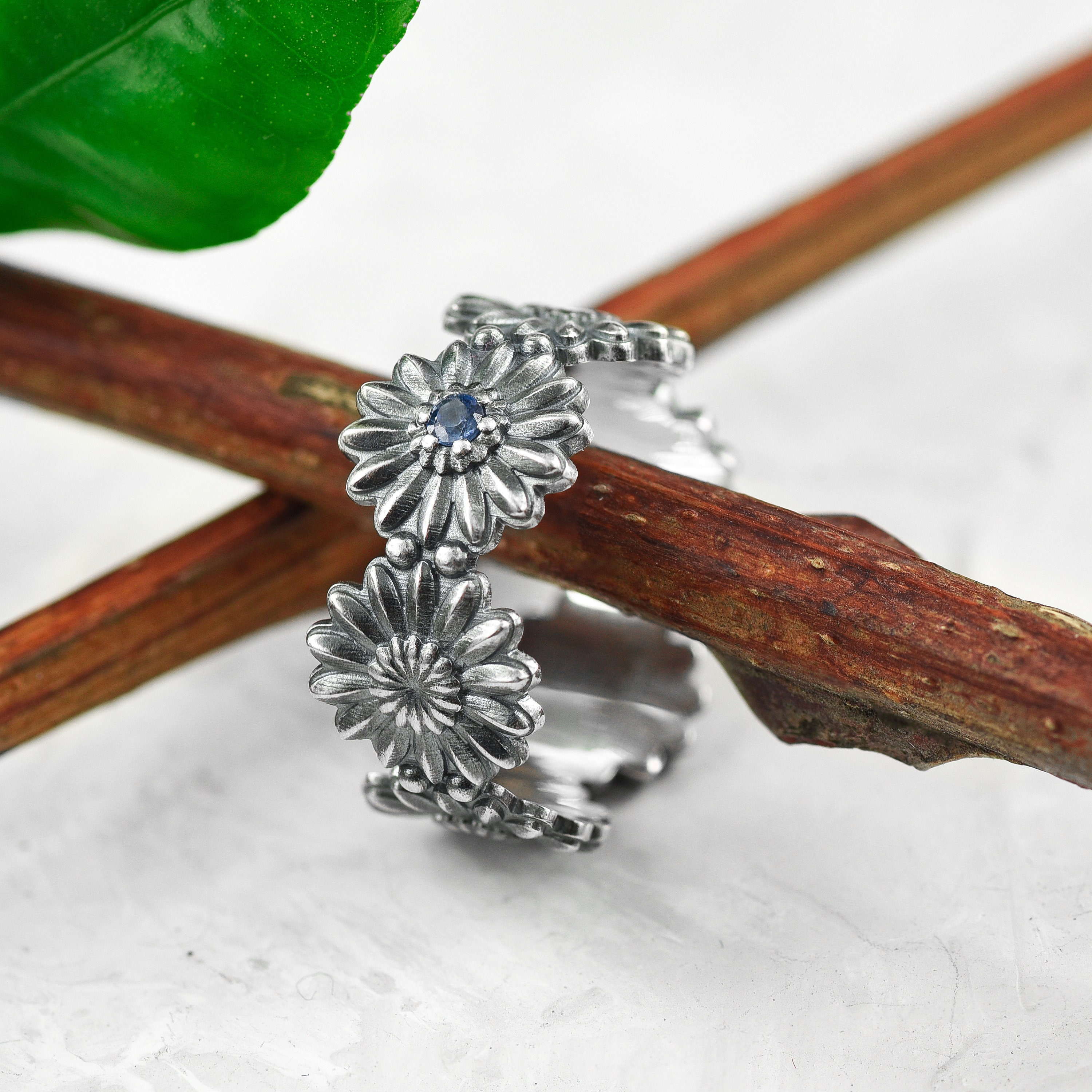 Sterling silver daisy ring band flower ring silver nature | Etsy