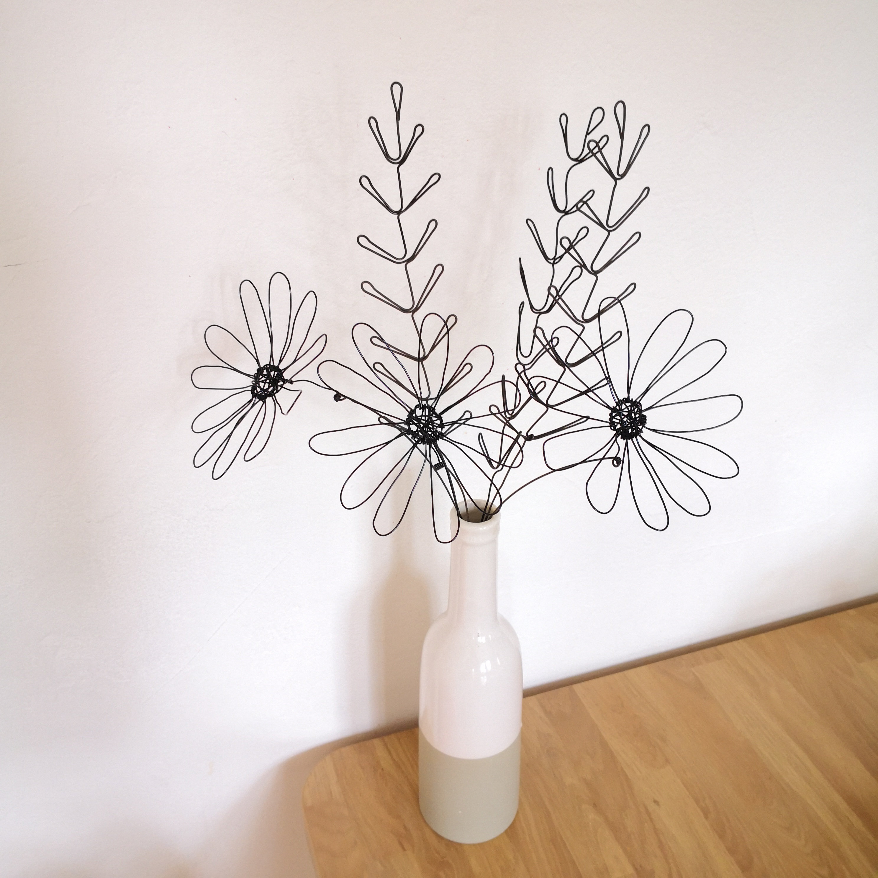Bouquet of 3 or 5 Black Wire Daisy Flowers, Minimalist Decor, Floral ...