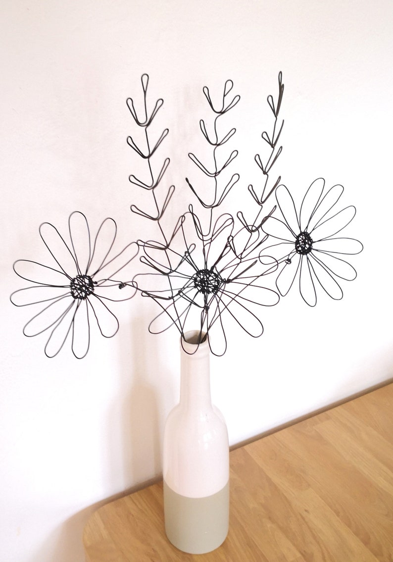 Bouquet of 3 or 5 Black Wire Daisy Flowers, Minimalist Decor, Floral ...