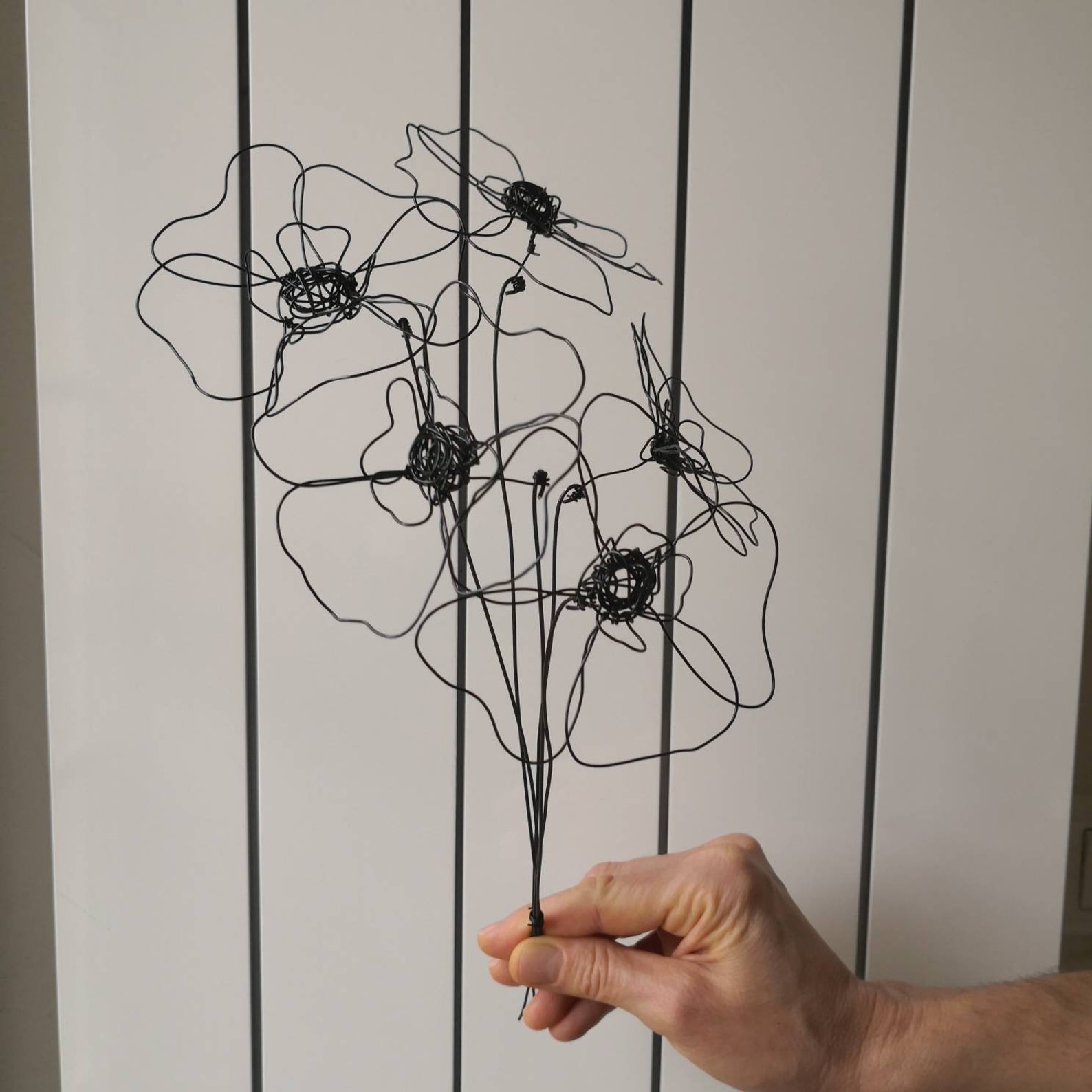 5 Flowers Bouquet Metal Wire Flower to Hang Wall | Etsy