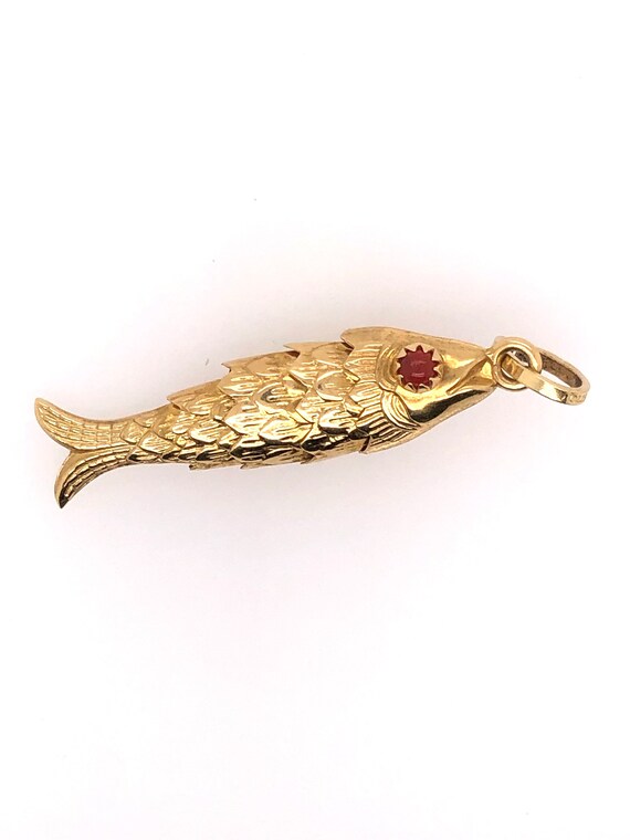 Vintage articulating fish charm - Gem