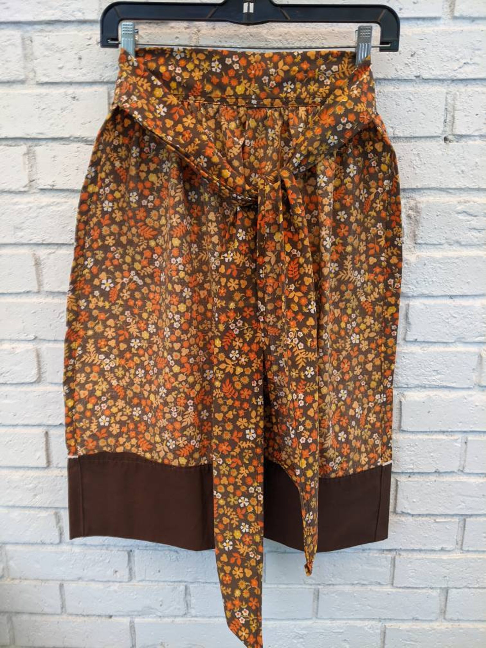 Upcycled Vintage Fabric Kitchen Apron 70s Earth Tones Floral | Etsy
