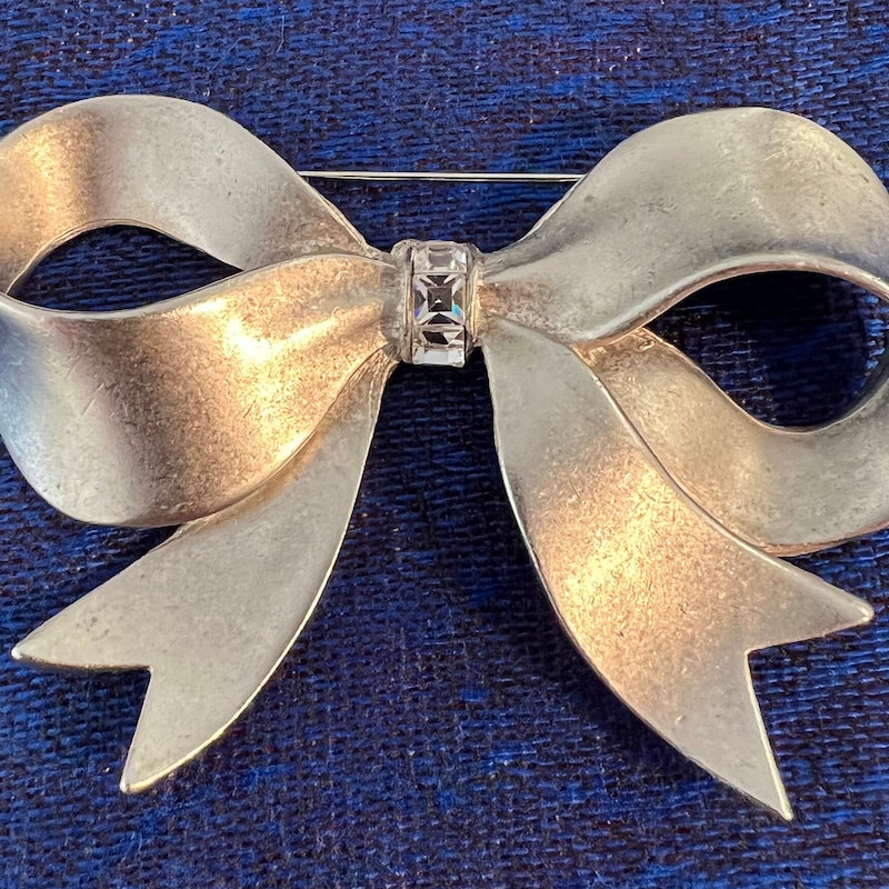 Erwin Pearl Brooch - Etsy