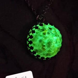 Glow Pigment Powder - "nuke Green" - Etsy