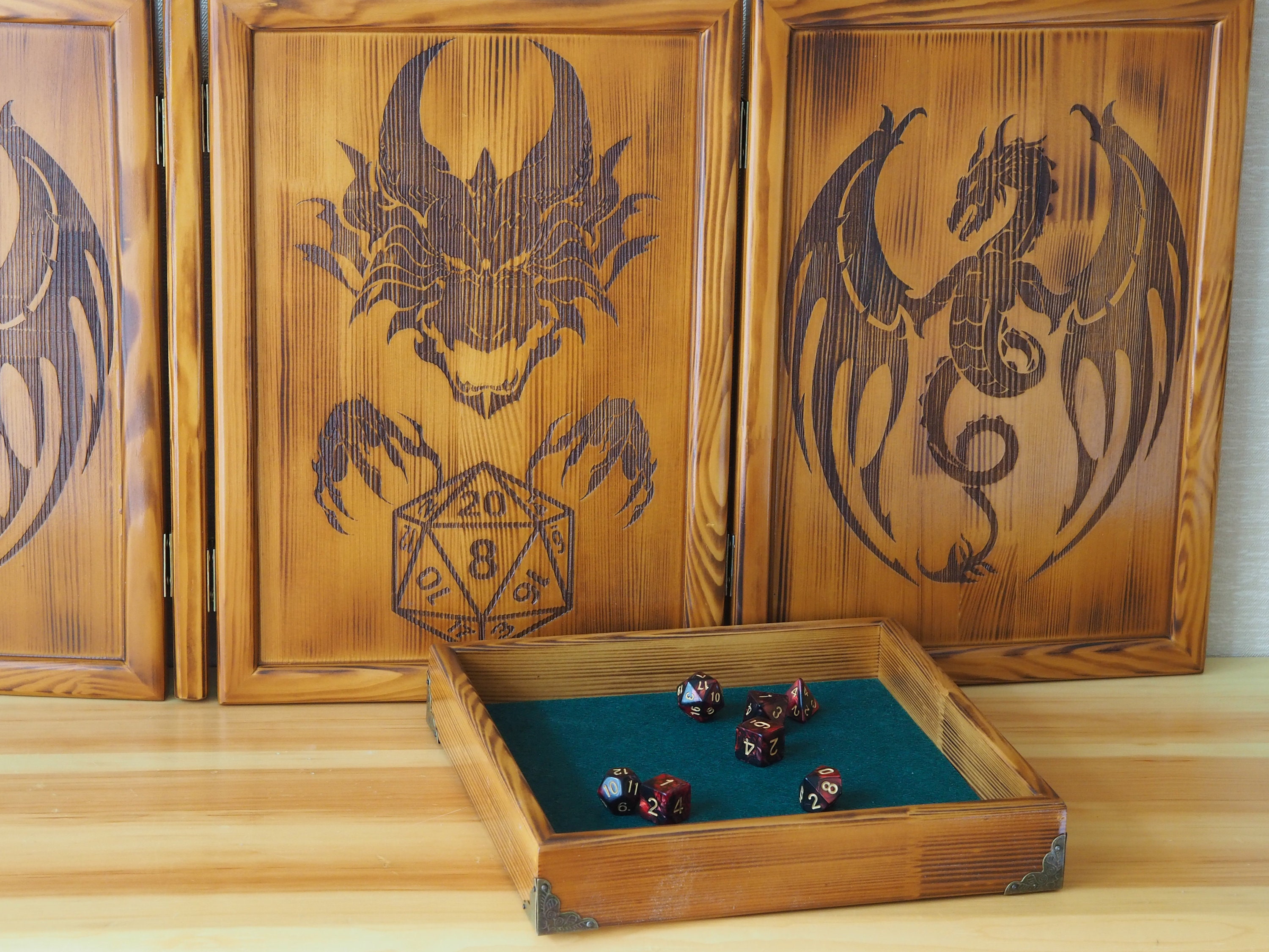 Folding wood dm screen dnd / dungeon master screen / dnd gifts | Etsy