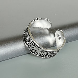 Sterling Silver Leaves Toe Ring | Body Jewelry | Bohemian Toe Ring | Feet Jewelry | Minimalist ...